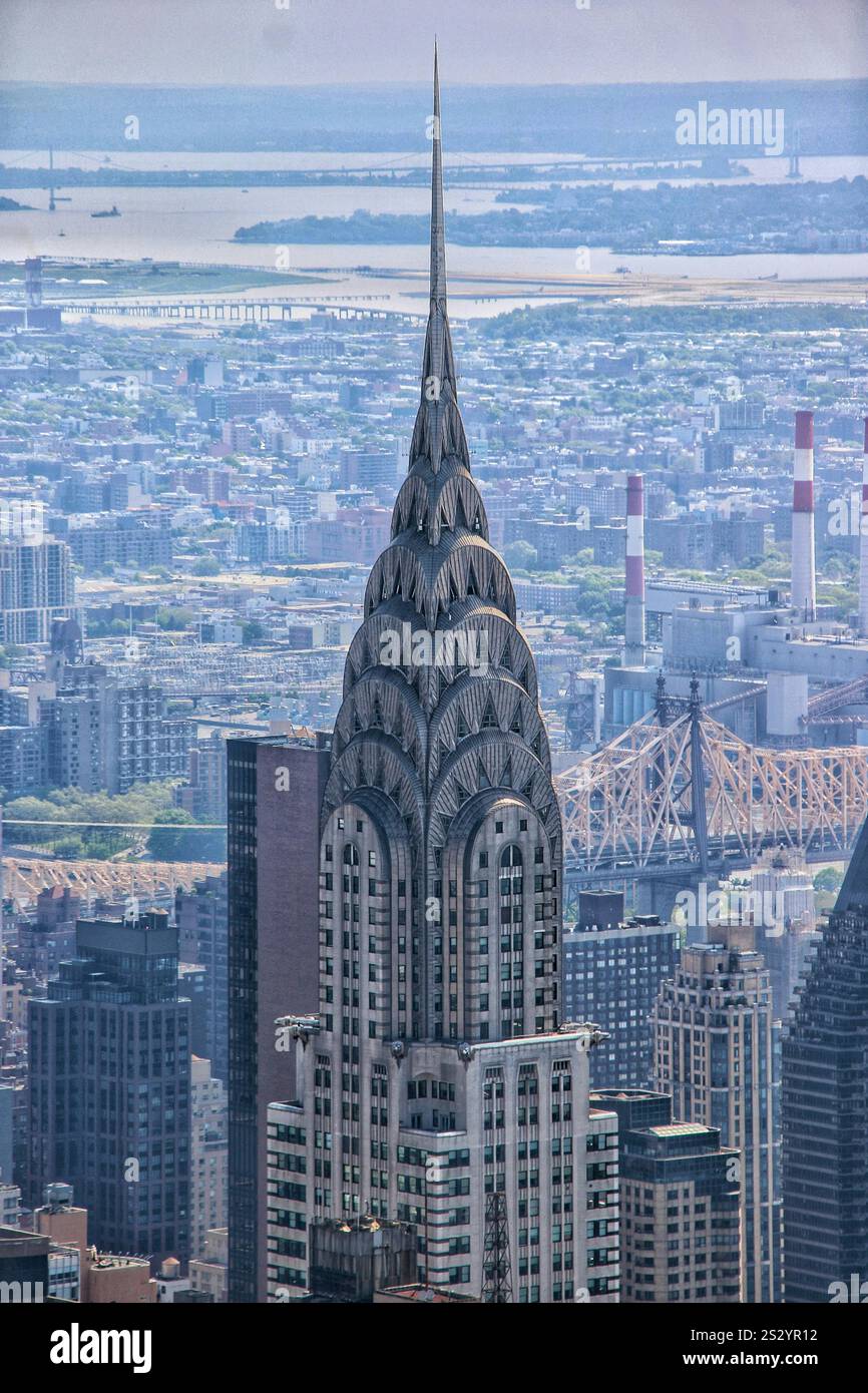 Chrysler building skyscraper aerial view hi-res stock photography and ...