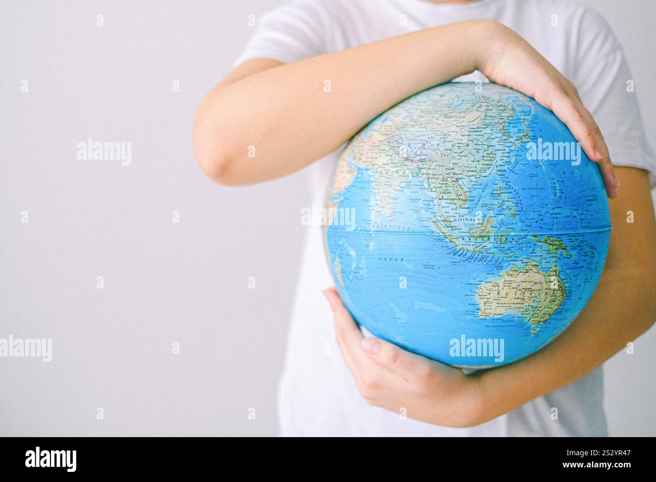 Cartoon earth planet globe hi-res stock photography and images - Alamy