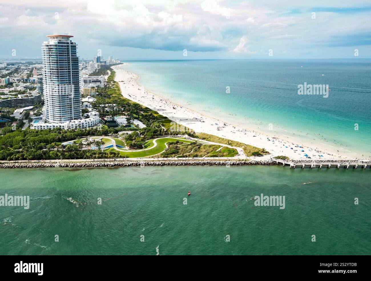 Summer in Miami . Miami beach coastline. Panoramic view of Luxury ...