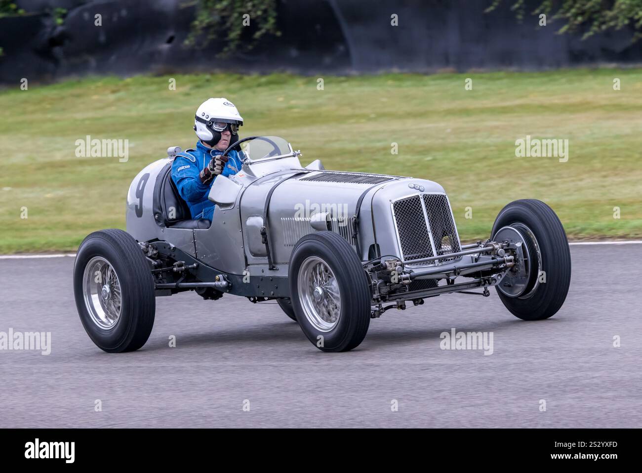 David Morris in the 1936 ERA B-Type R11B during the Goodwood Trophy ...