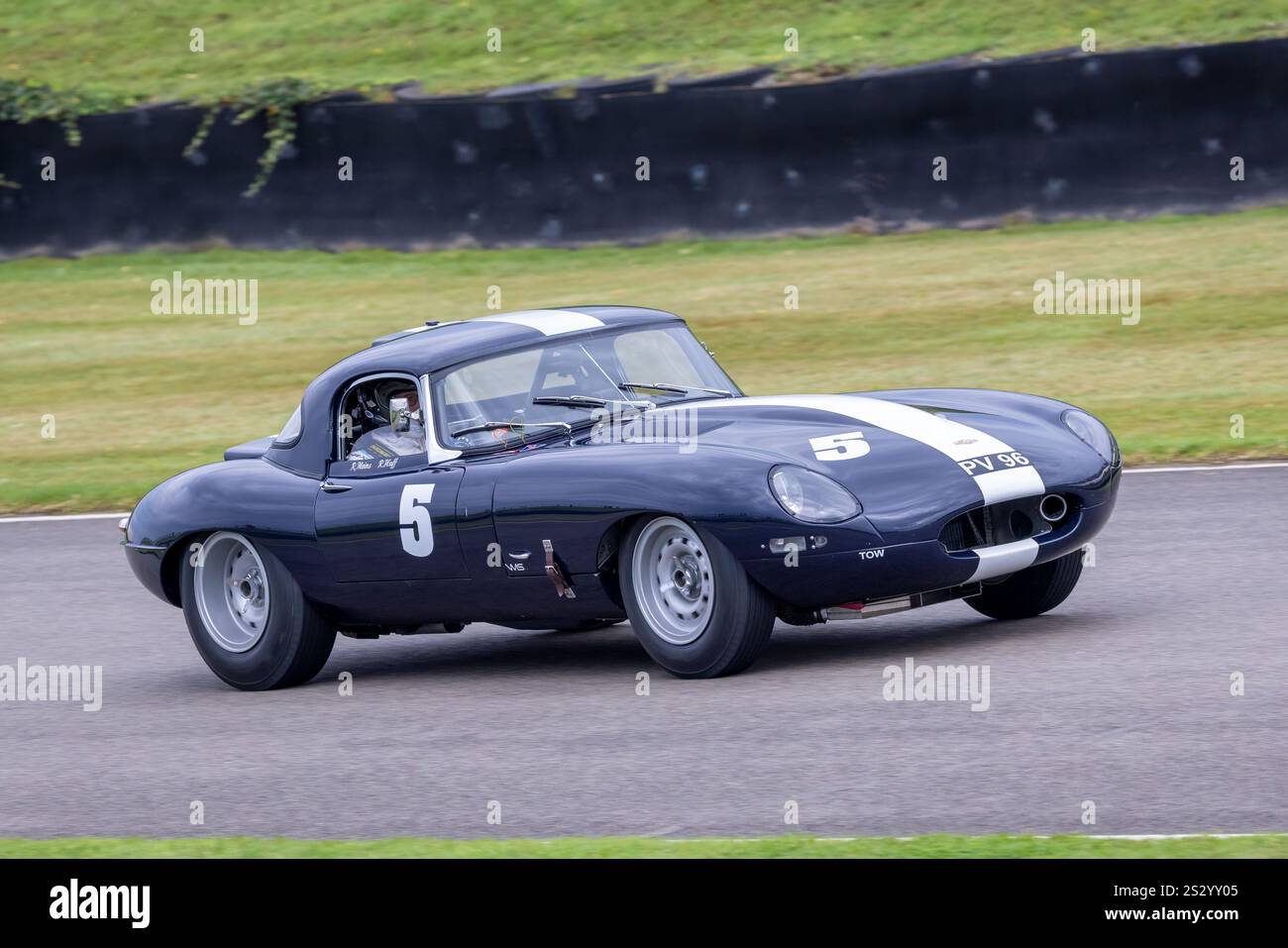 Meins / Huff 1963 Jaguar E-Type "semi-Lightweight" during the RAC TT ...