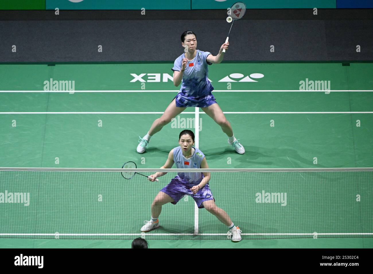 KUALA LUMPUR, Jan. 8, 2025 (Xinhua) -- Li Yijing/Luo Xumin (top ...