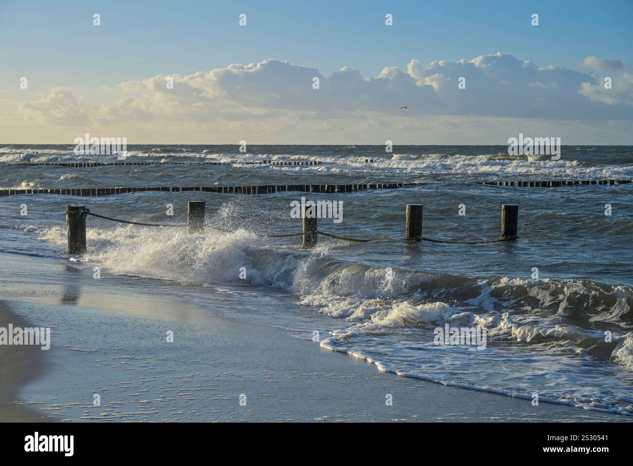 Wellen, Ostsee, Strand, Buhne, Kühlungsborn, Landkreis Rostock ...