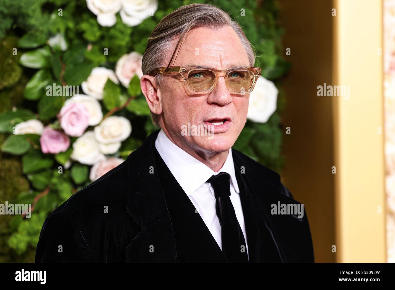 BEVERLY HILLS, LOS ANGELES, CALIFORNIA, USA - JANUARY 05: Daniel Craig ...