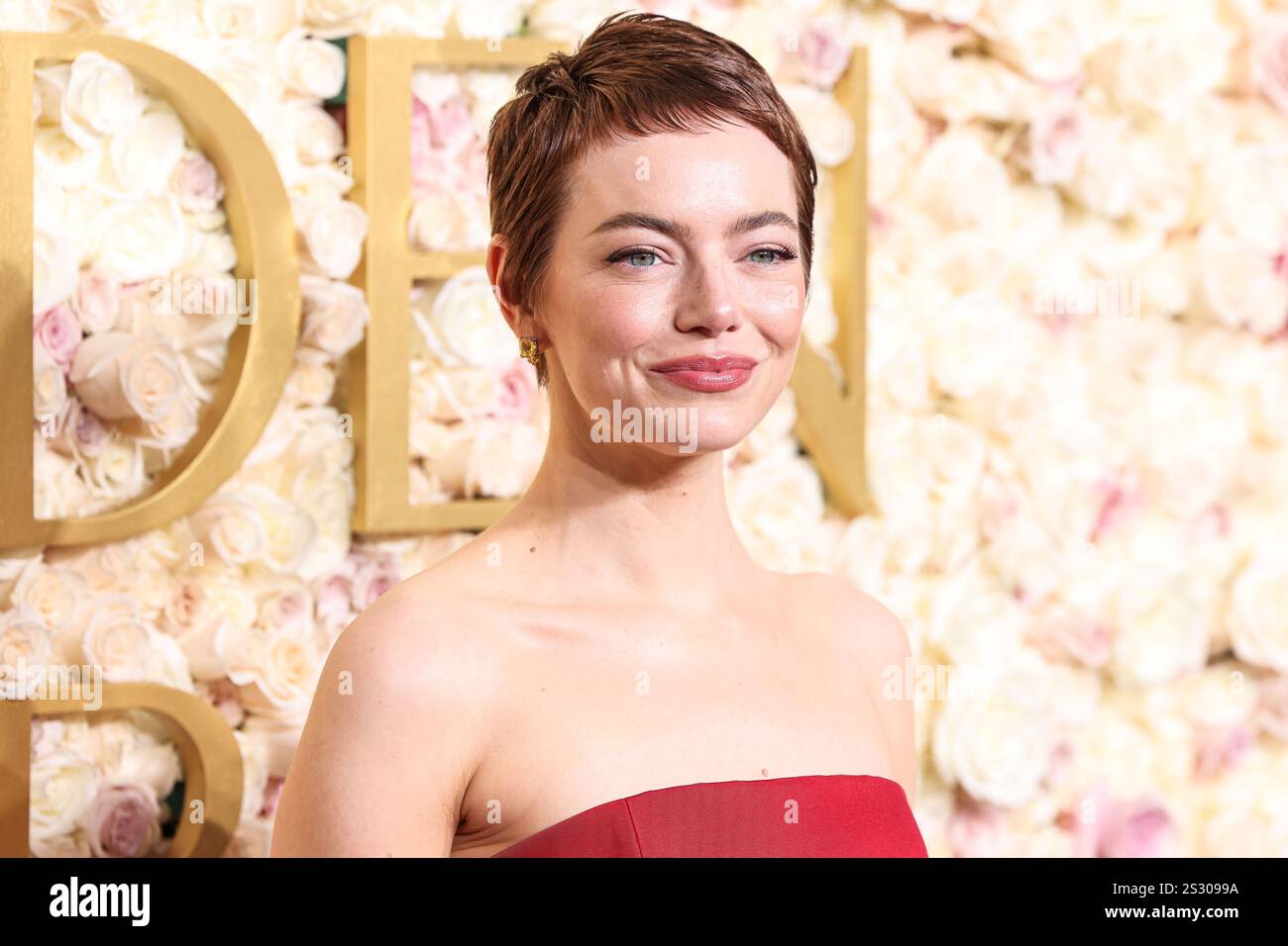 BEVERLY HILLS, LOS ANGELES, CALIFORNIA, USA - JANUARY 05: Emma Stone ...