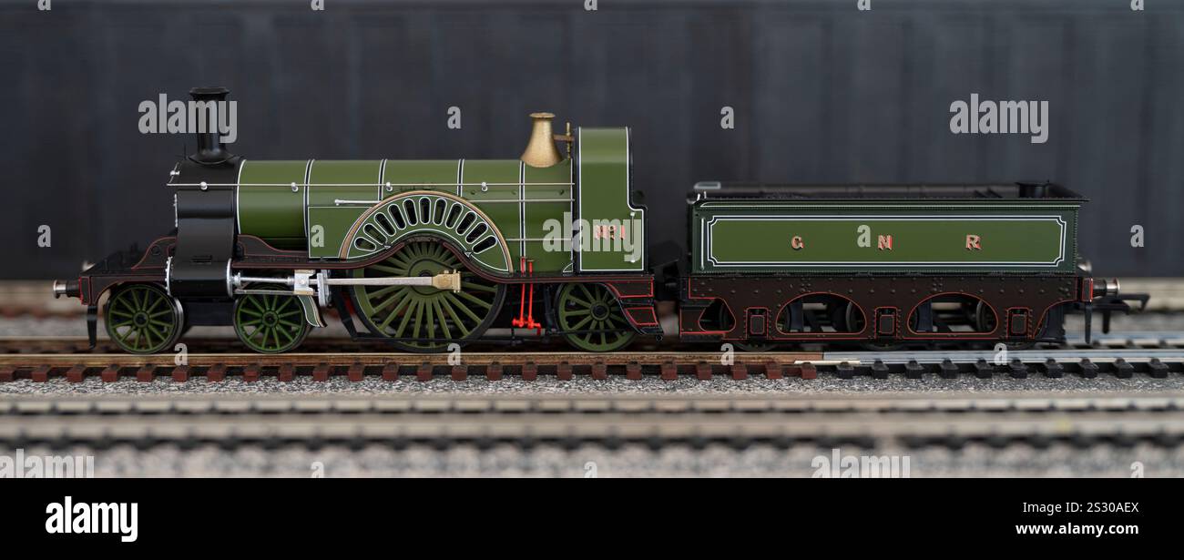 GNR Stirling Single No.1 steam locomotive, 00 gauge model by Rapido ...