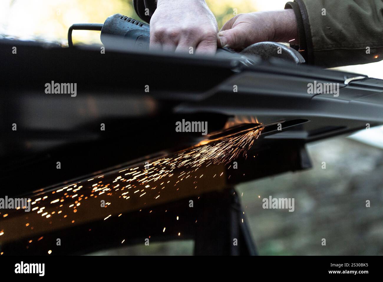 metal fabricator cutting metal Stock Photo - Alamy