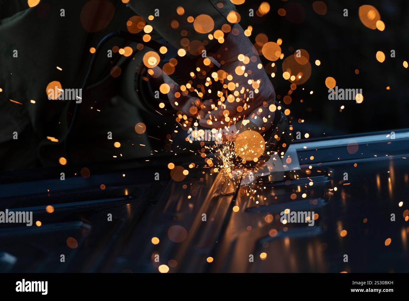 Flying spark hi-res stock photography and images - Alamy