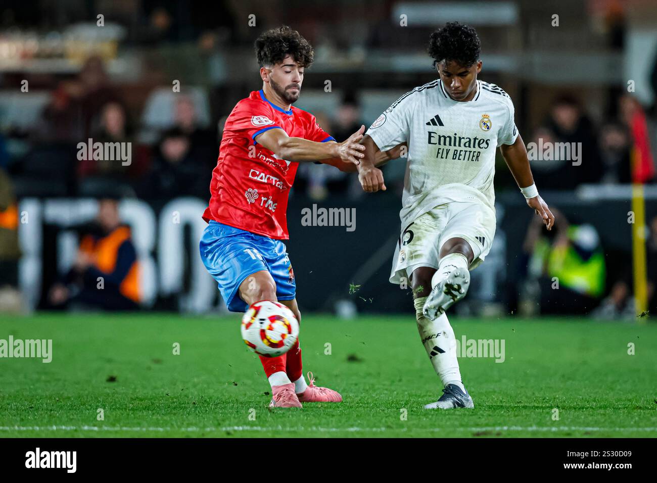 Cartagena, Spain. 6th January, 2025. Endrick of Real Madrid CF kick a ...