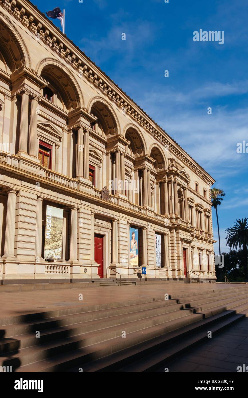 Old Treasury Building in Melbourne Stock Photo - Alamy