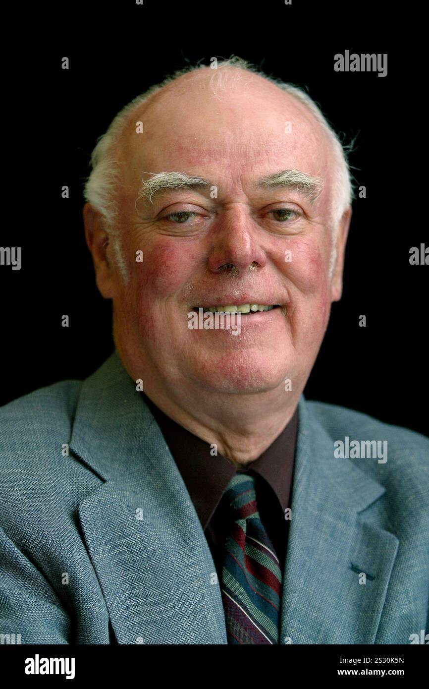 Alistair macleod hi-res stock photography and images - Alamy
