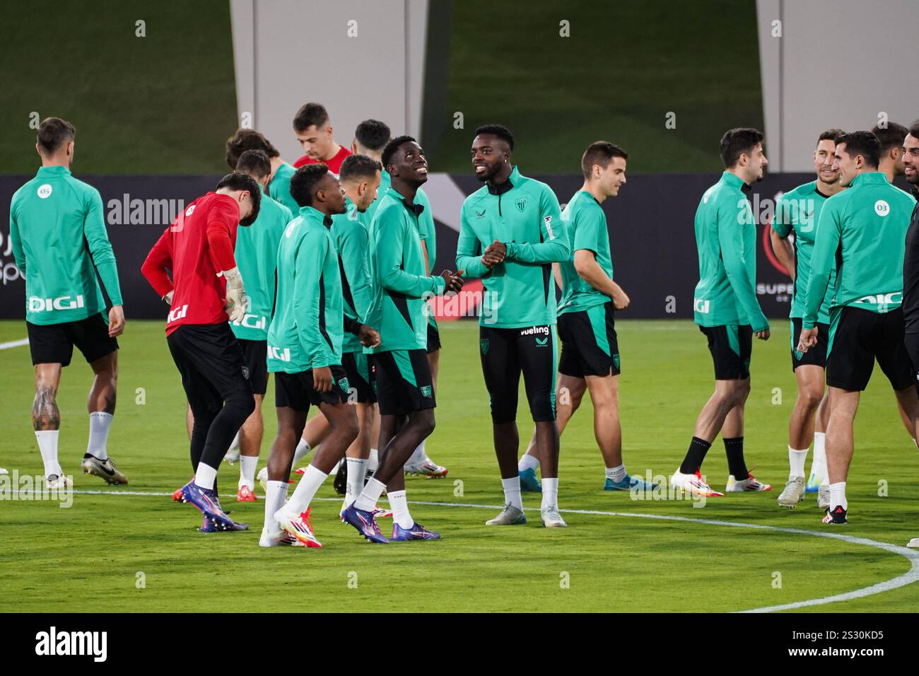 Athletic Bilbao's Inaki Williams (C) participate in the last training ...