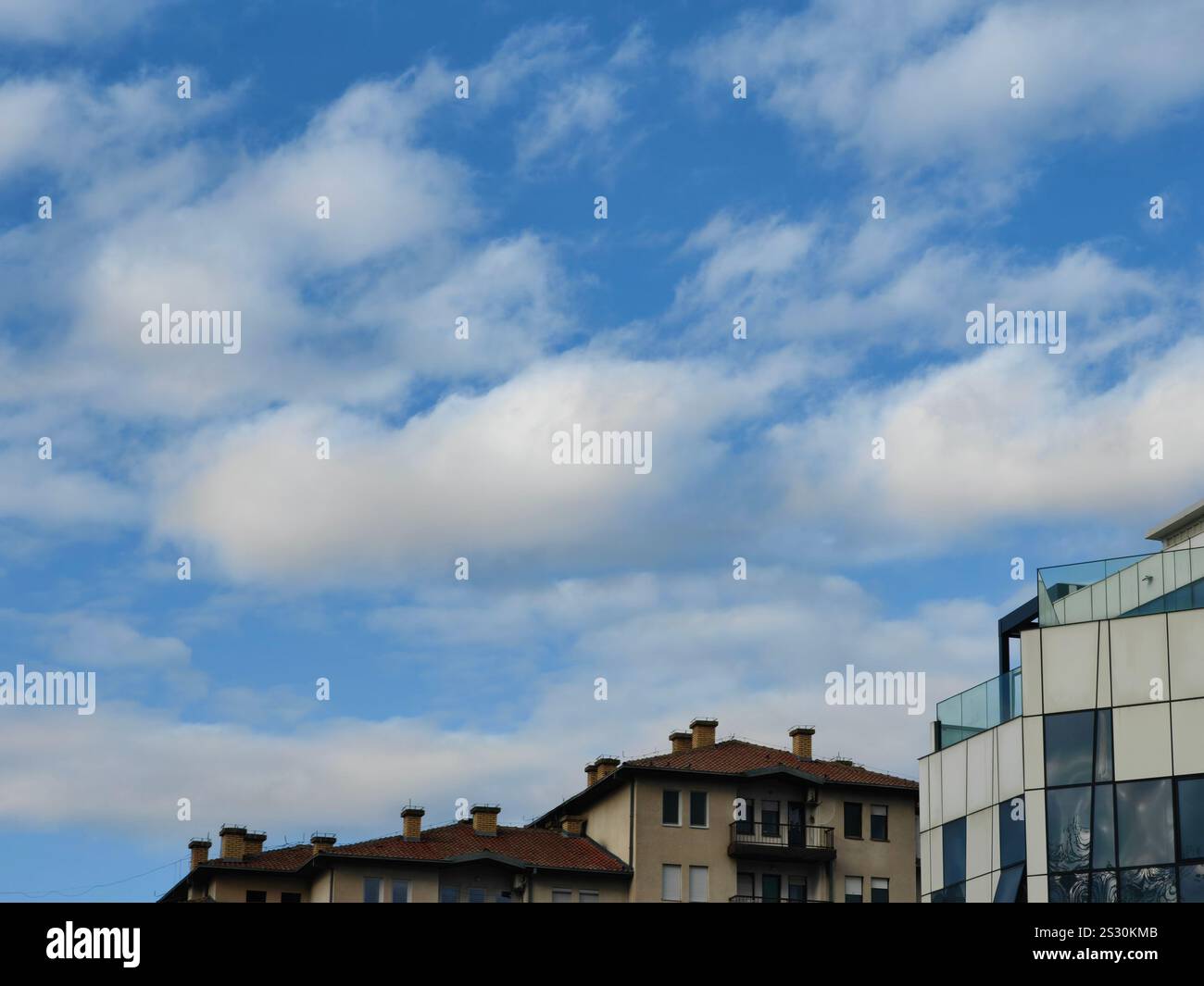 Cityscape: Old Meets New Architecture Stock Photo - Alamy