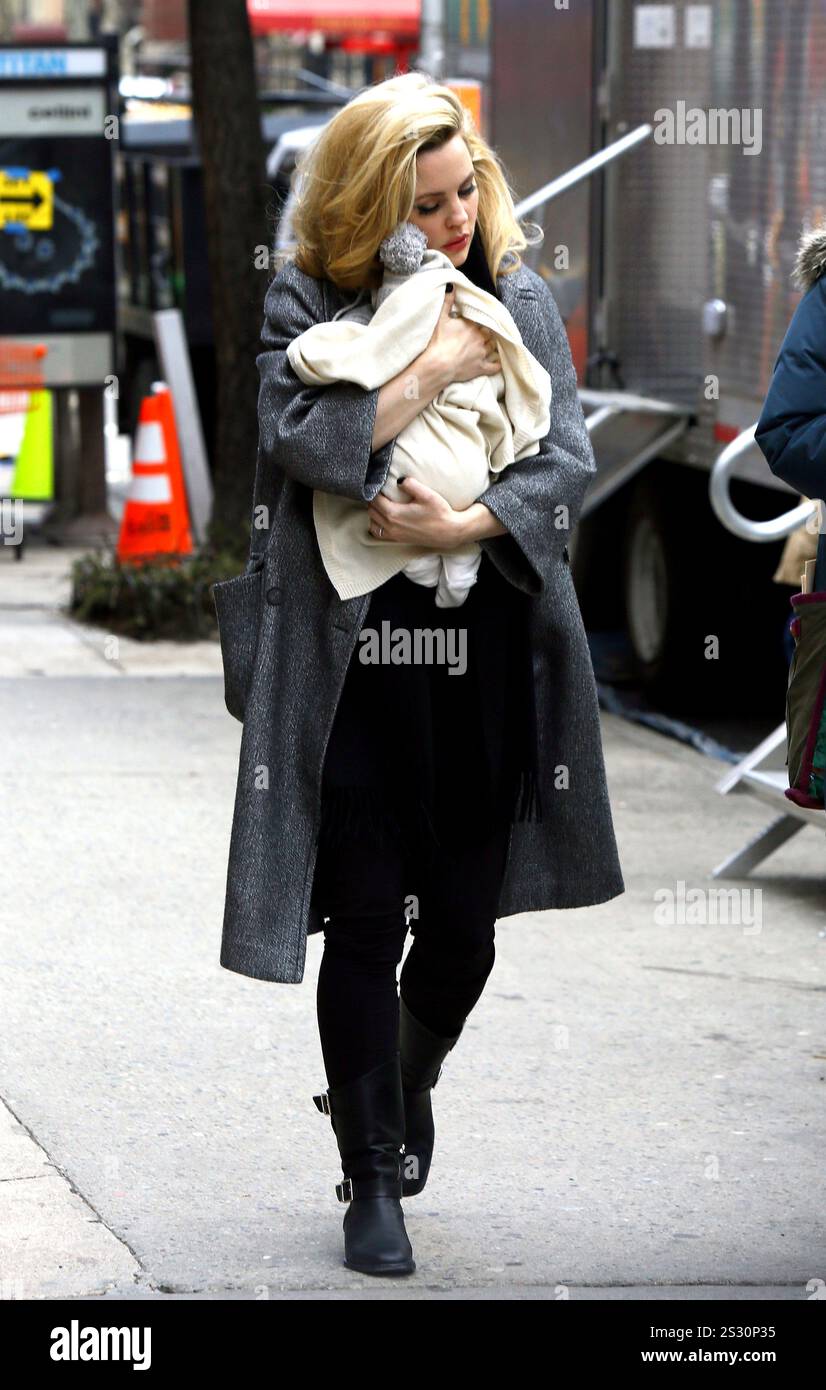 Melissa George on the set of the ABC pilot 'Dangerous Liaisons' in New ...