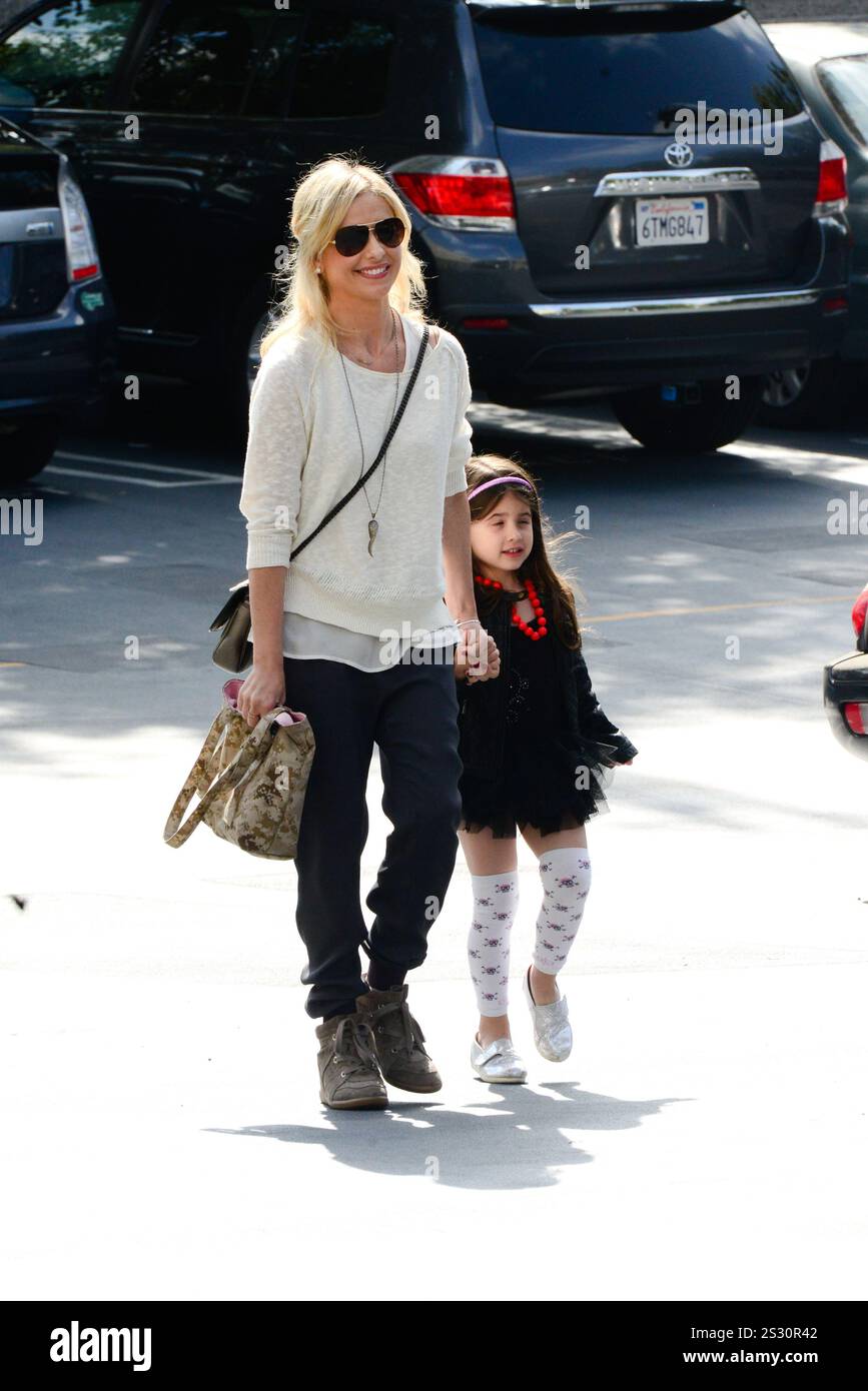 Sarah Michelle Gellar out and about with her daughter Charlotte Grace ...