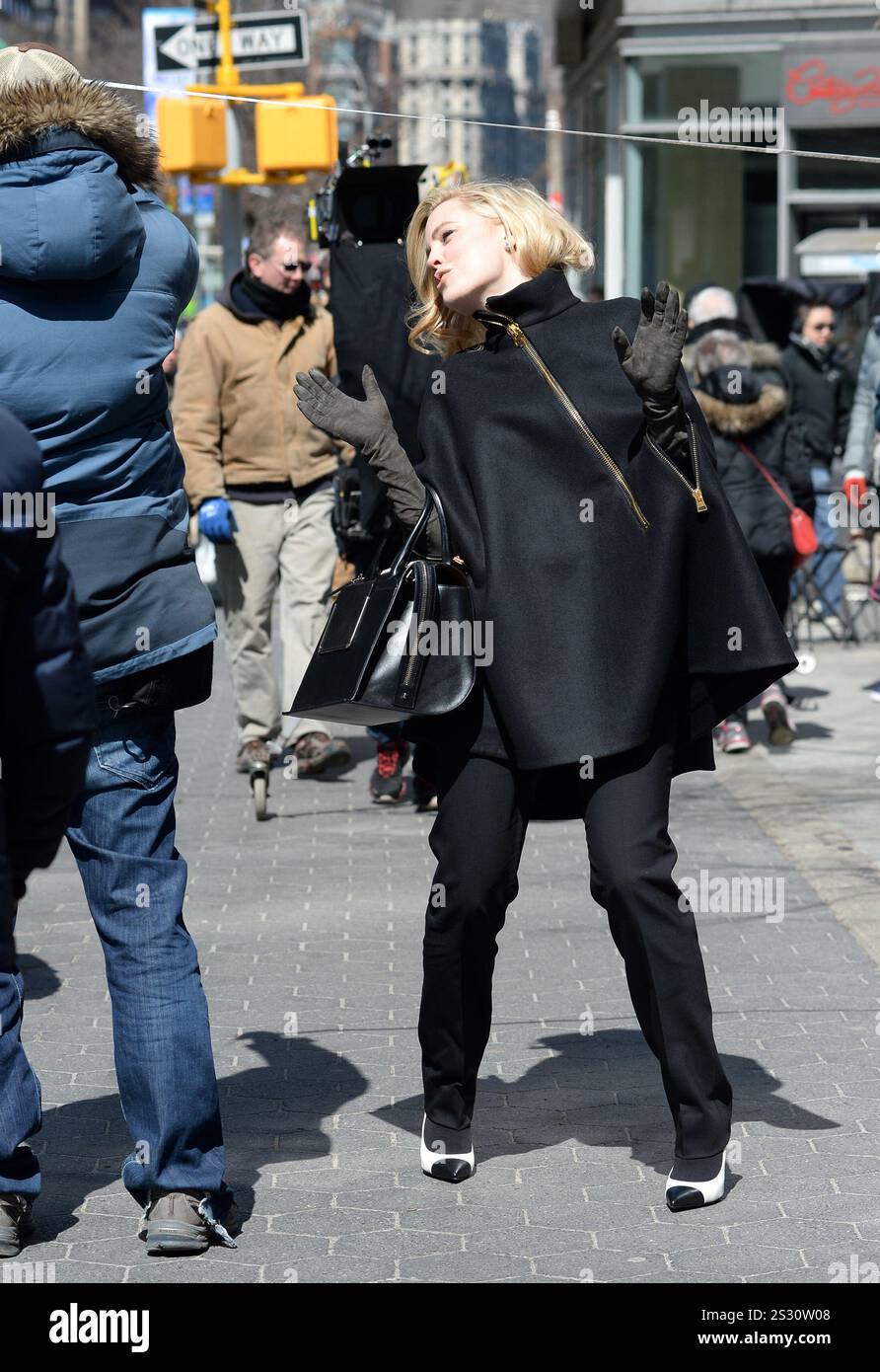 Melissa George on the set of the TV show pilot 'Dangerous Liaisons' on ...