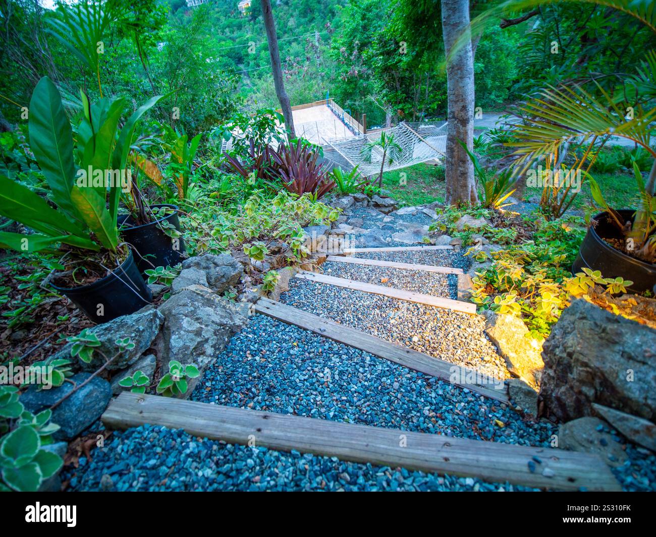 Gravel steps hi-res stock photography and images - Alamy