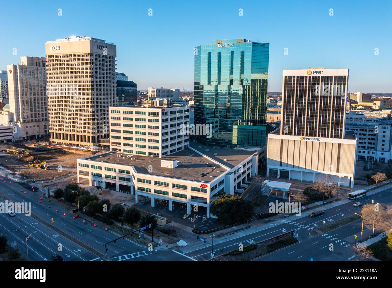 Norfolk virginia skyline hi-res stock photography and images - Alamy