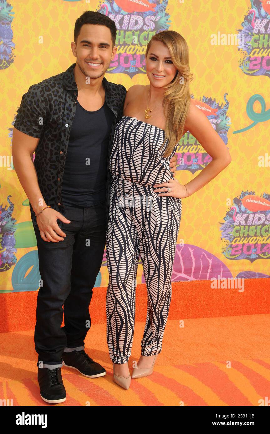 Alexa Vega, Carlos Pena at 27th Nickelodeon Kids Choice Awards March ...