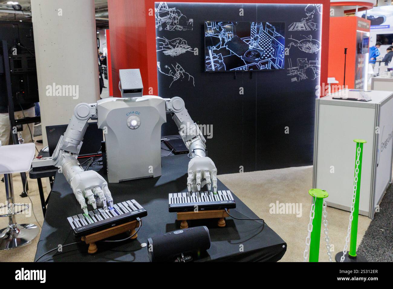 Las Vegas, USA. 07th Jan, 2025. A robotic keyboard player, by Emage ...