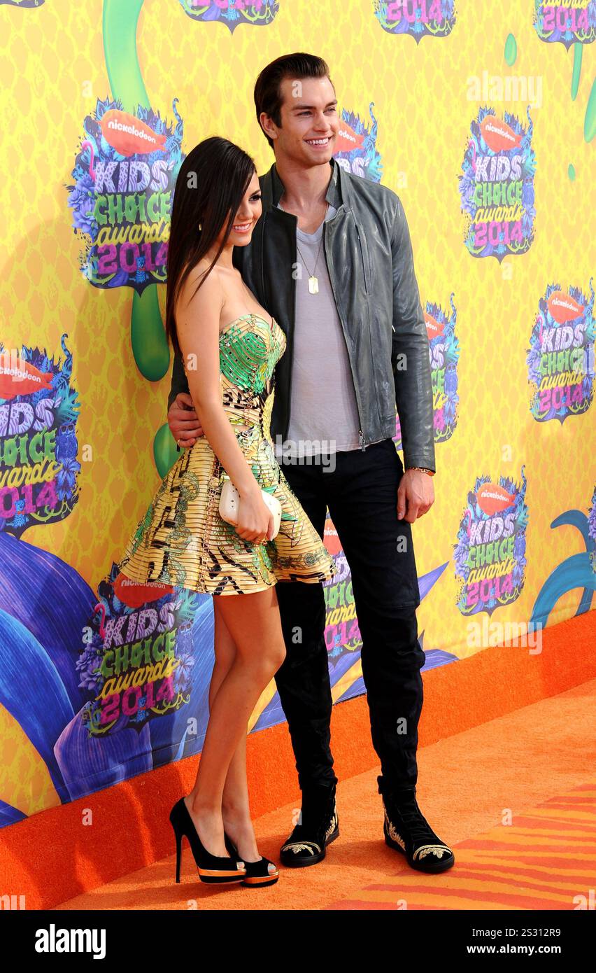 Victoria Justice and Pierson Fode at Nickelodeon's 27th Annual Kids ...