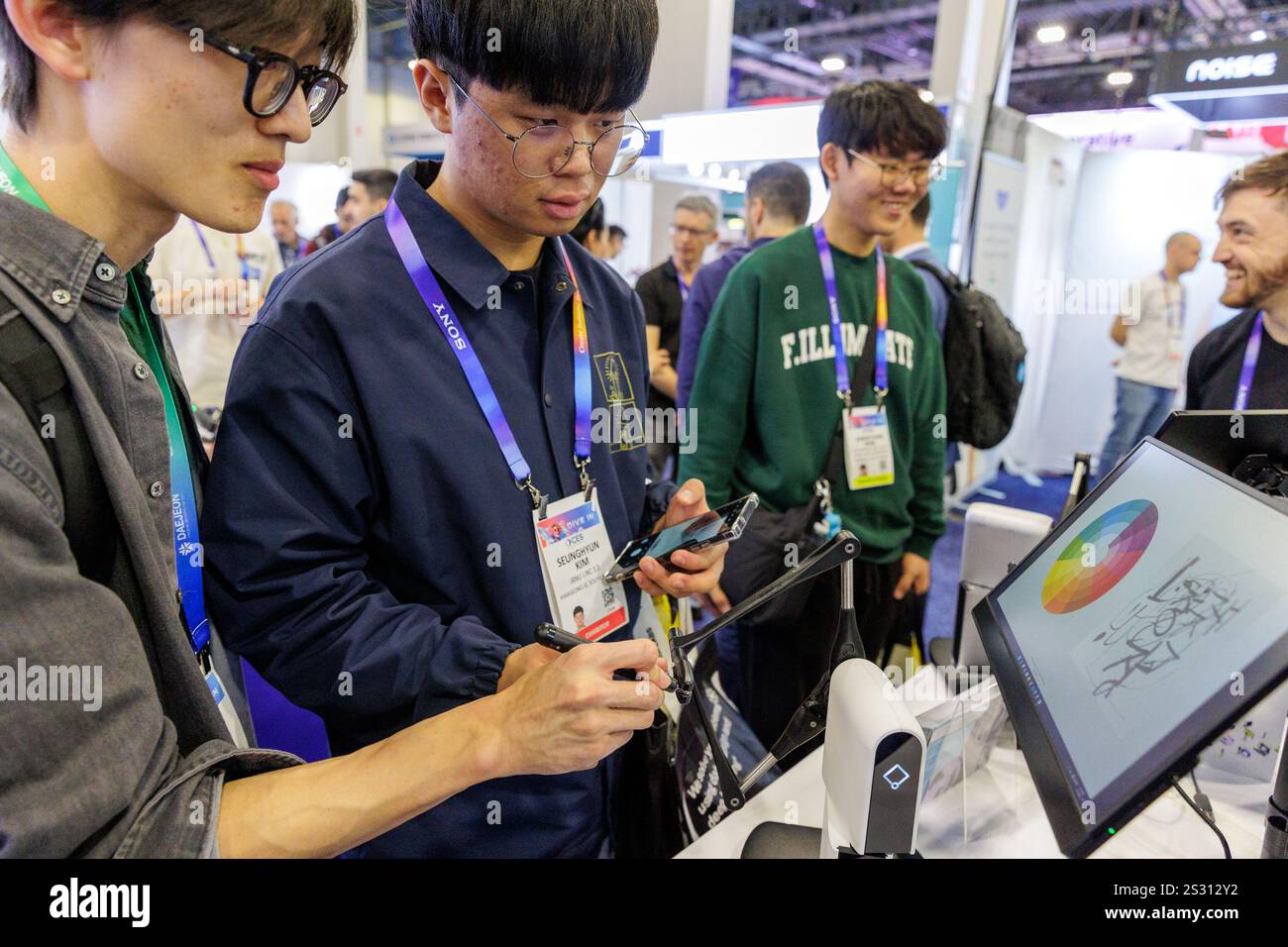 The Inverse 3, a tool for navigating and interacting in 3D environments ...