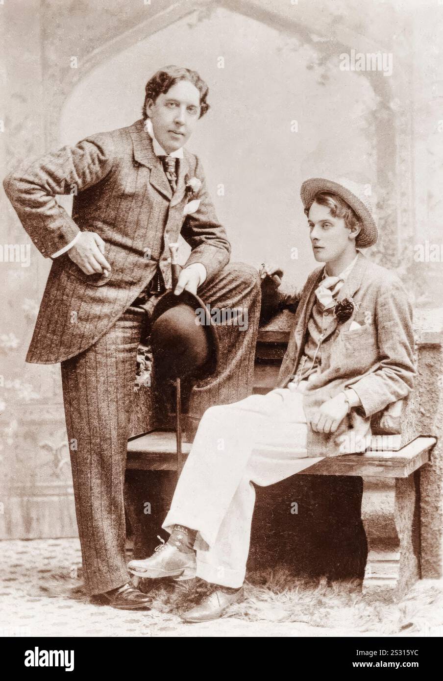 Lord alfred douglas hi-res stock photography and images - Alamy