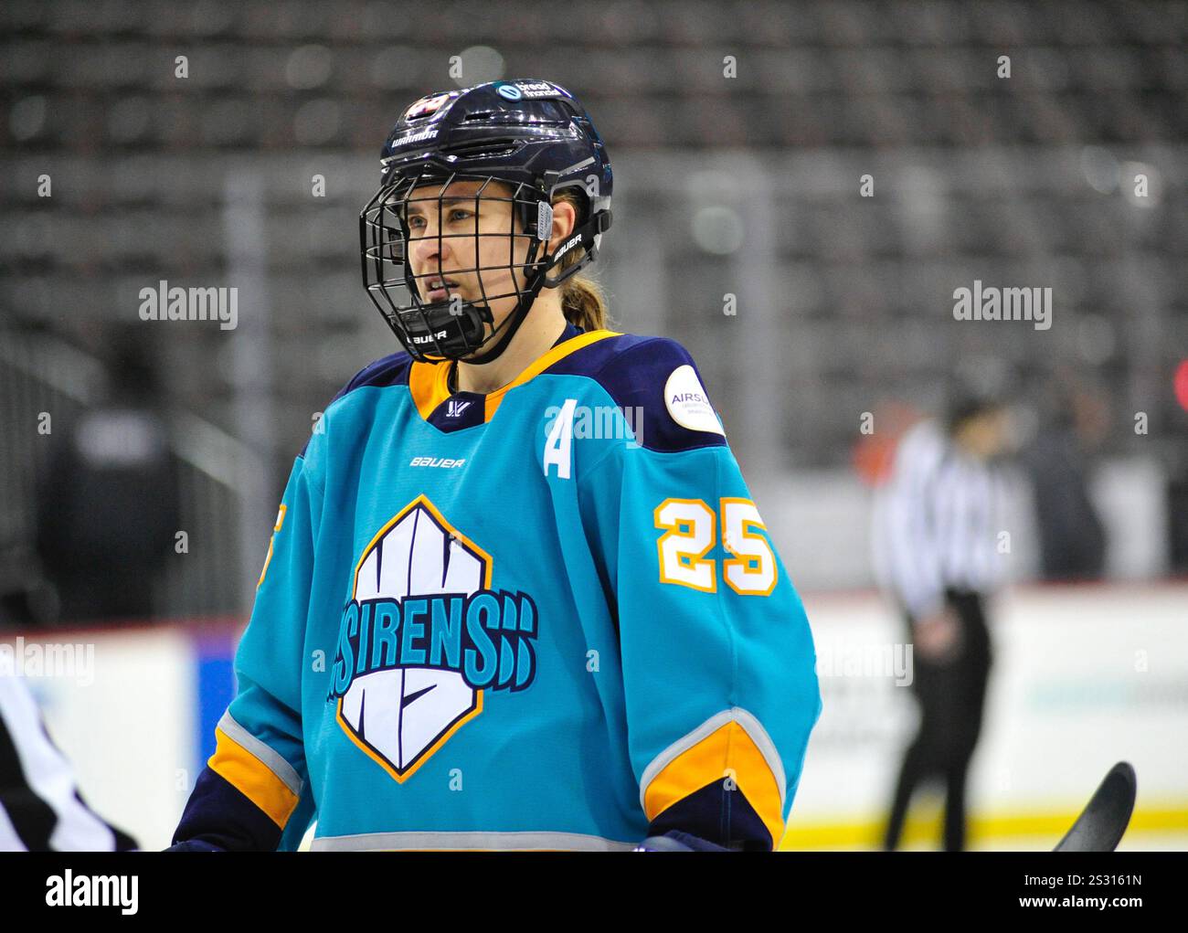 Newark, USA. 07th Jan, 2025. Alex Carpenter (25) during the New York ...
