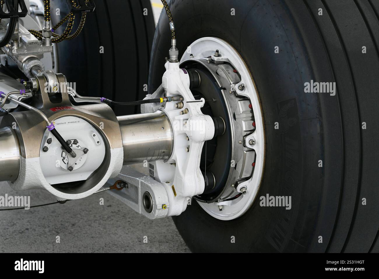 Lufthansa, Airbus, A350-900, Allegris, Details, Engine, Brakes ...