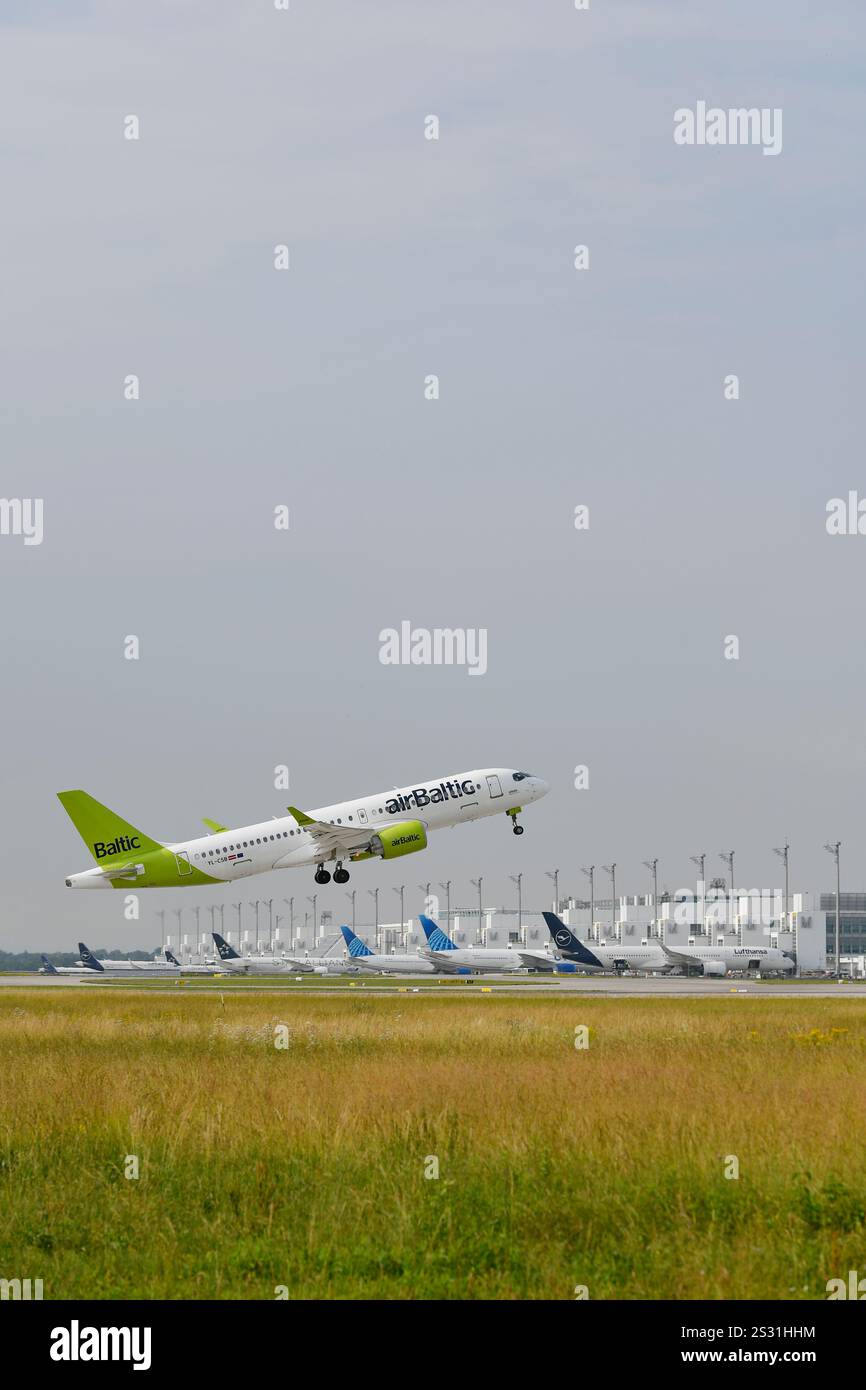Air Baltic, Airbus, A220-300, Take off, Start, Airborne, Terminal 2 ...