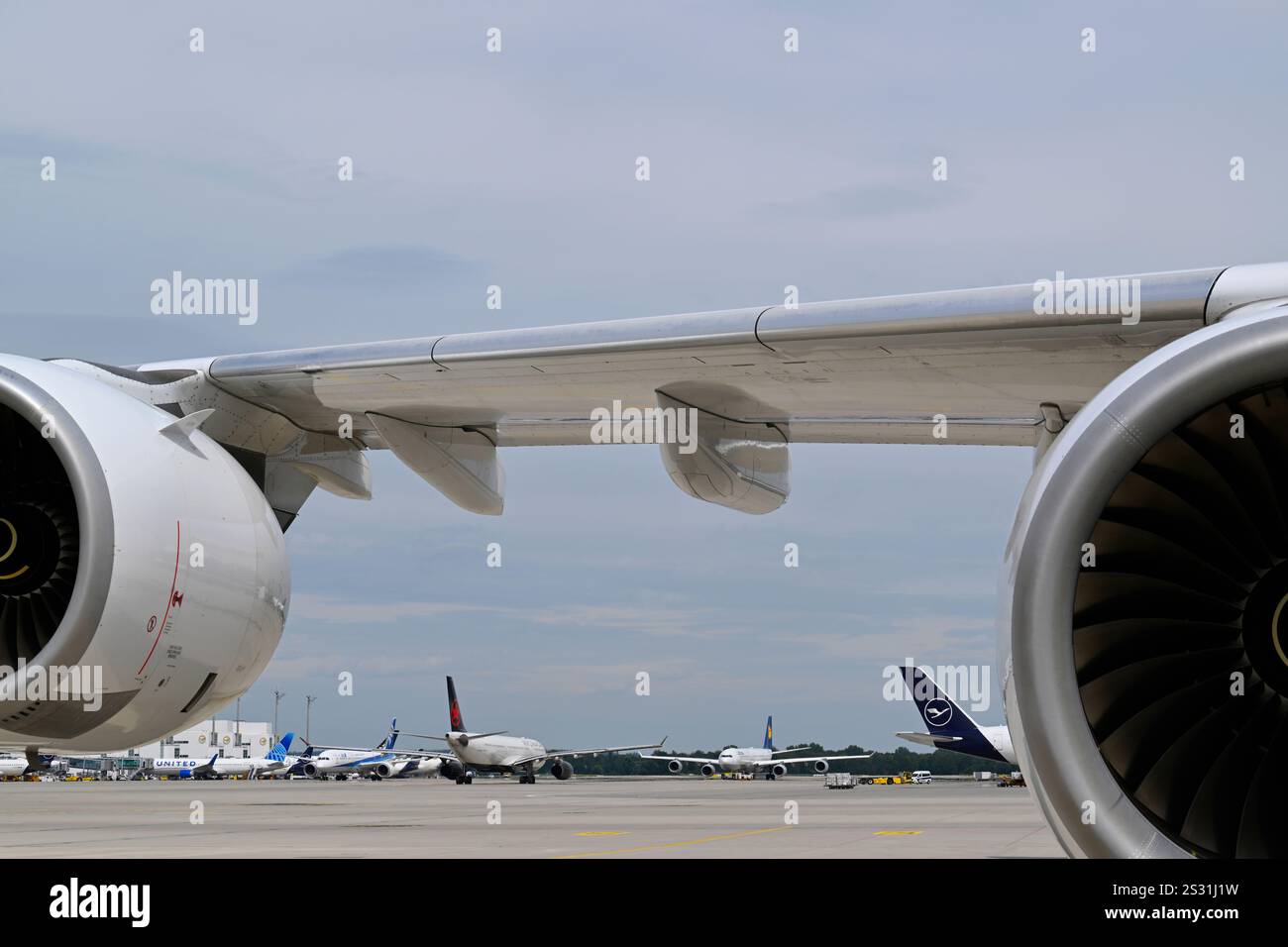 Traffic, Airfield 2, Airfield East, Traffic Jam, Roll in, Roll out ...