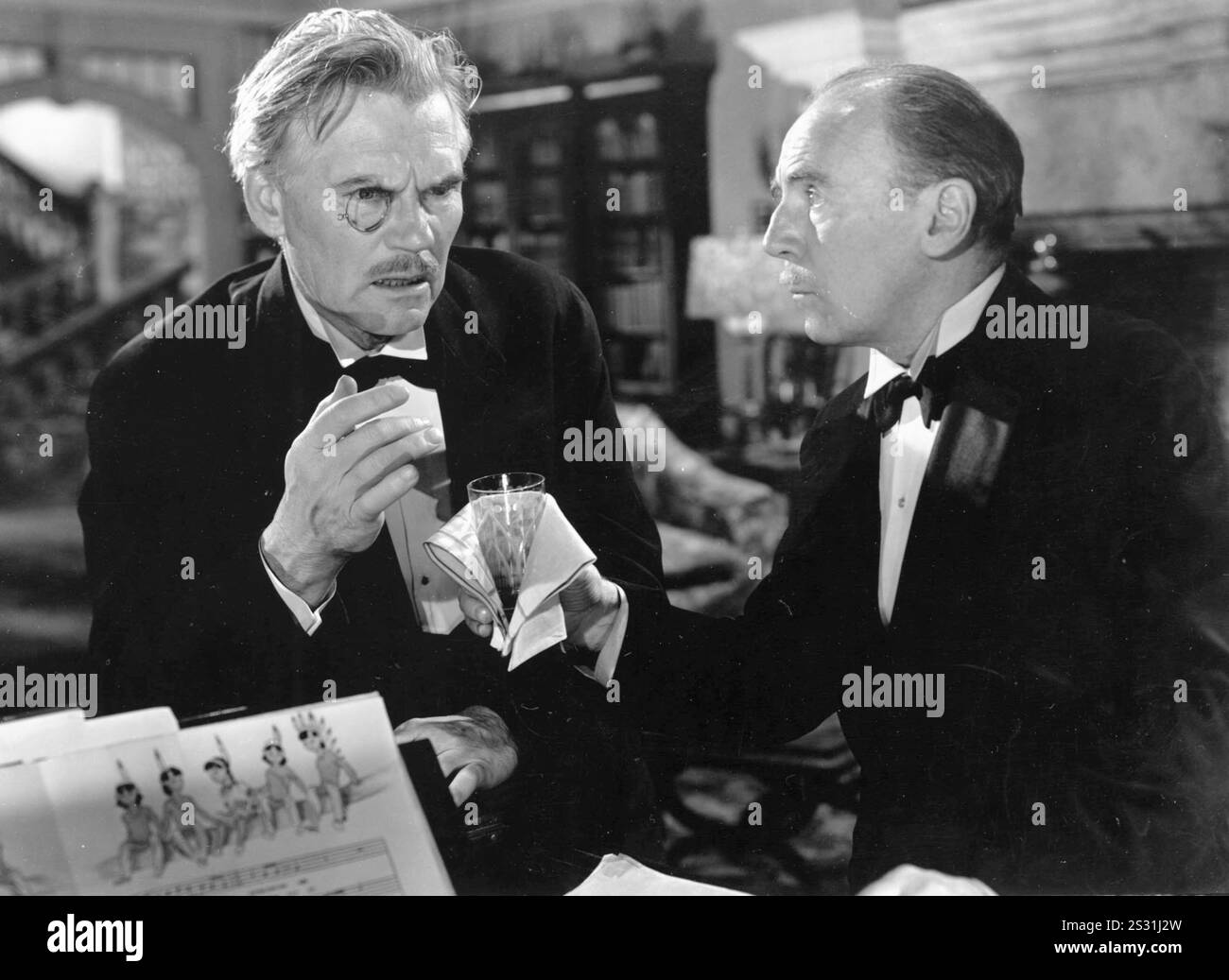 Roland young hi-res stock photography and images - Alamy