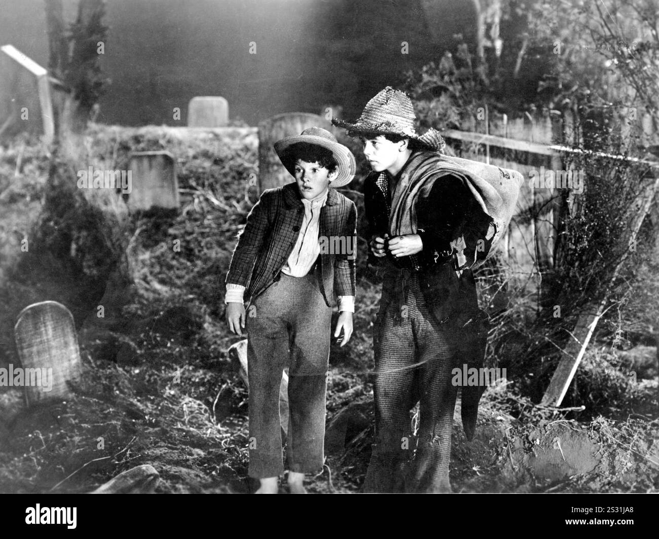 THE ADVENTURES OF TOM SAWYER TOMMY KELLY, JACKIE MORAN Date: 1938 Stock ...