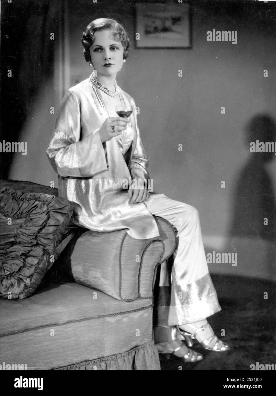 LOOSE ENDS ADRIANNE ALLEN Date: 1930 Stock Photo - Alamy