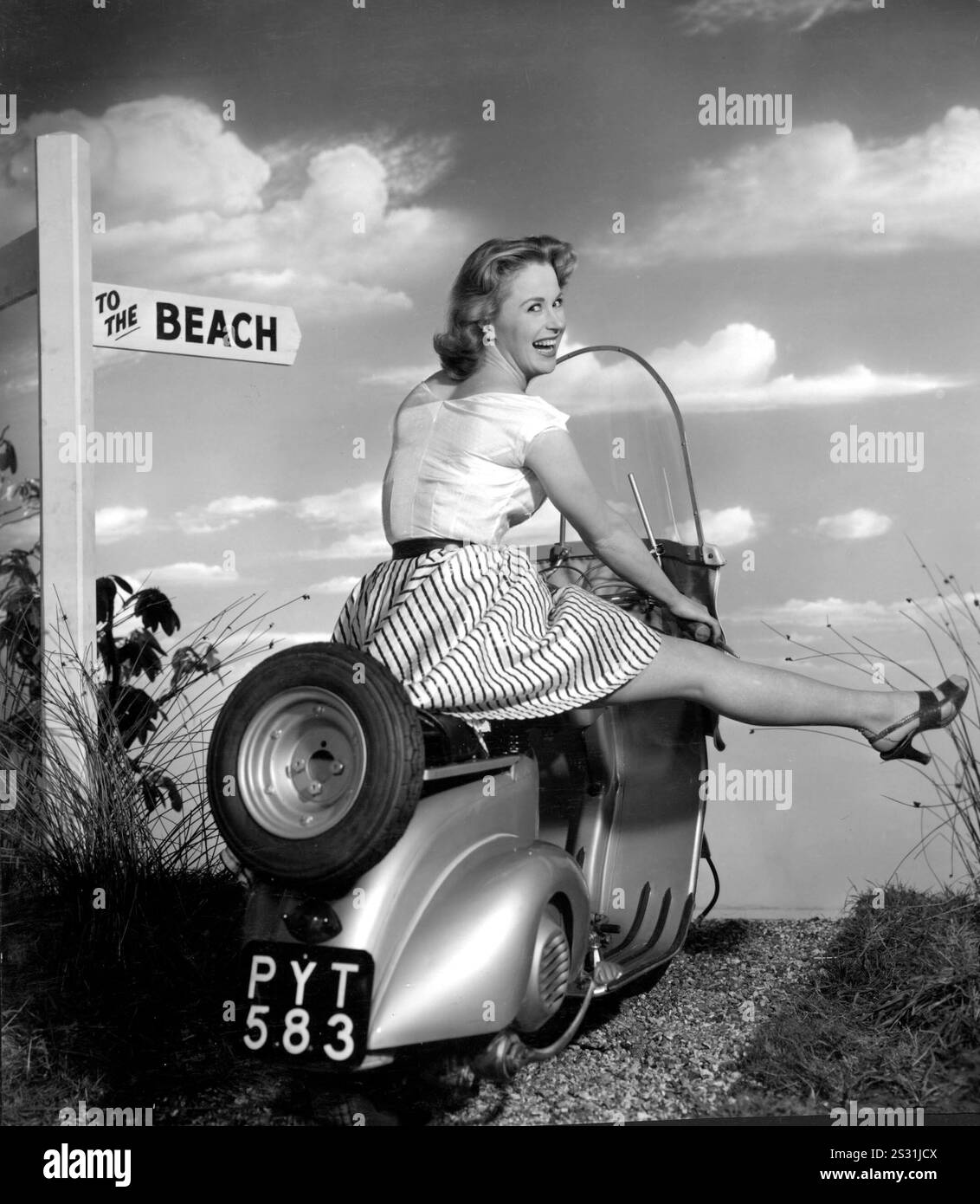 JULIA ARNELL Actress Date: 1930 Stock Photo - Alamy