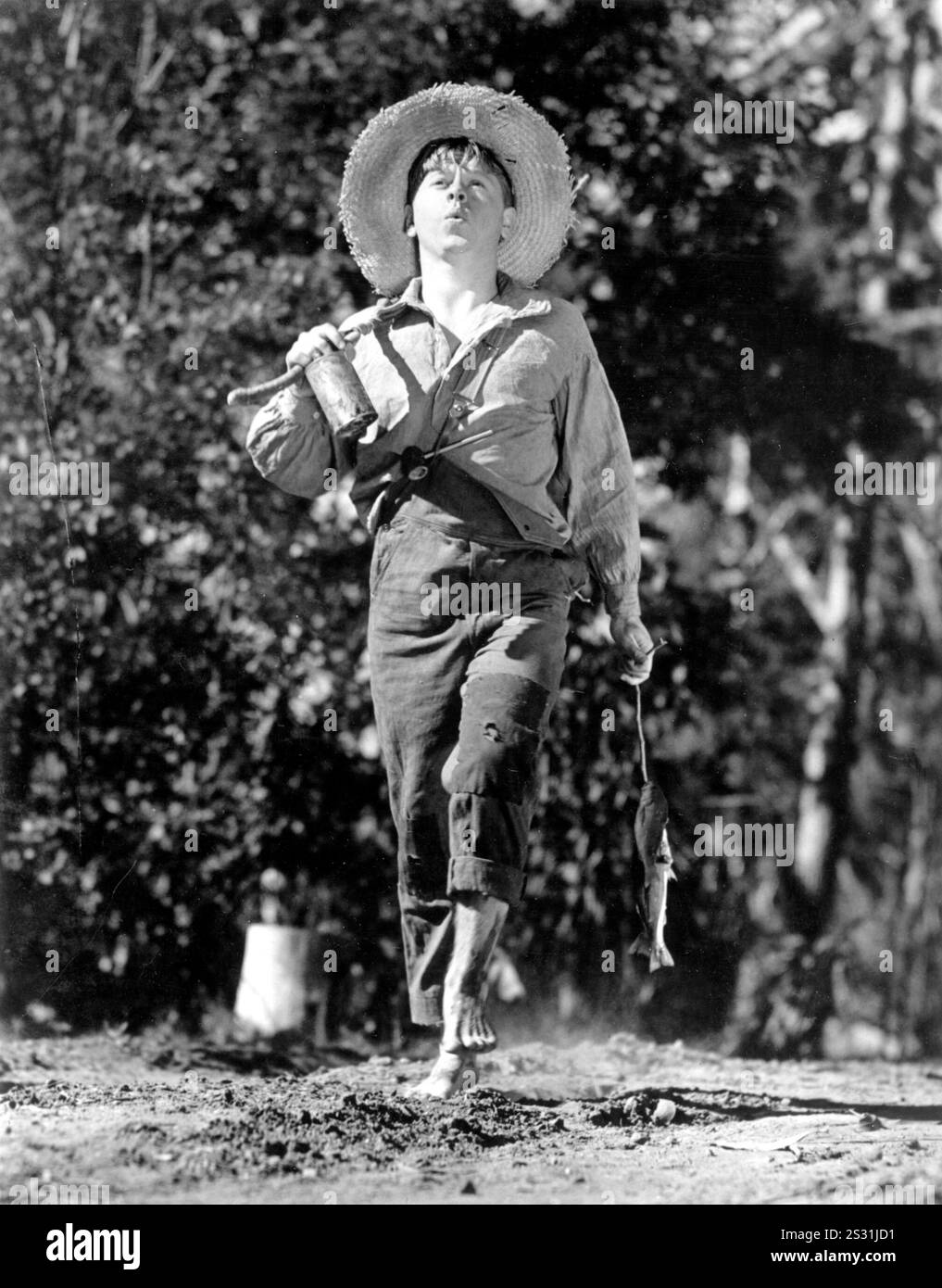 THE ADVENTURES OF HUCKLEBERRY FINN MICKEY ROONEY Date: 1939 Stock Photo ...