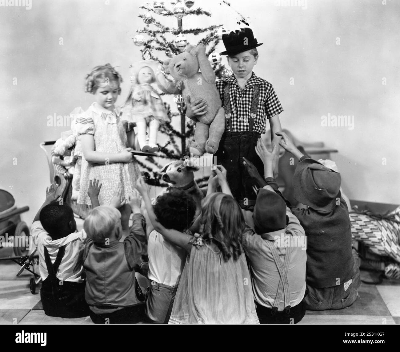 MICKEY MCGUIRE COMEDY SHORT BILLY BARTY probably blond boy second from ...