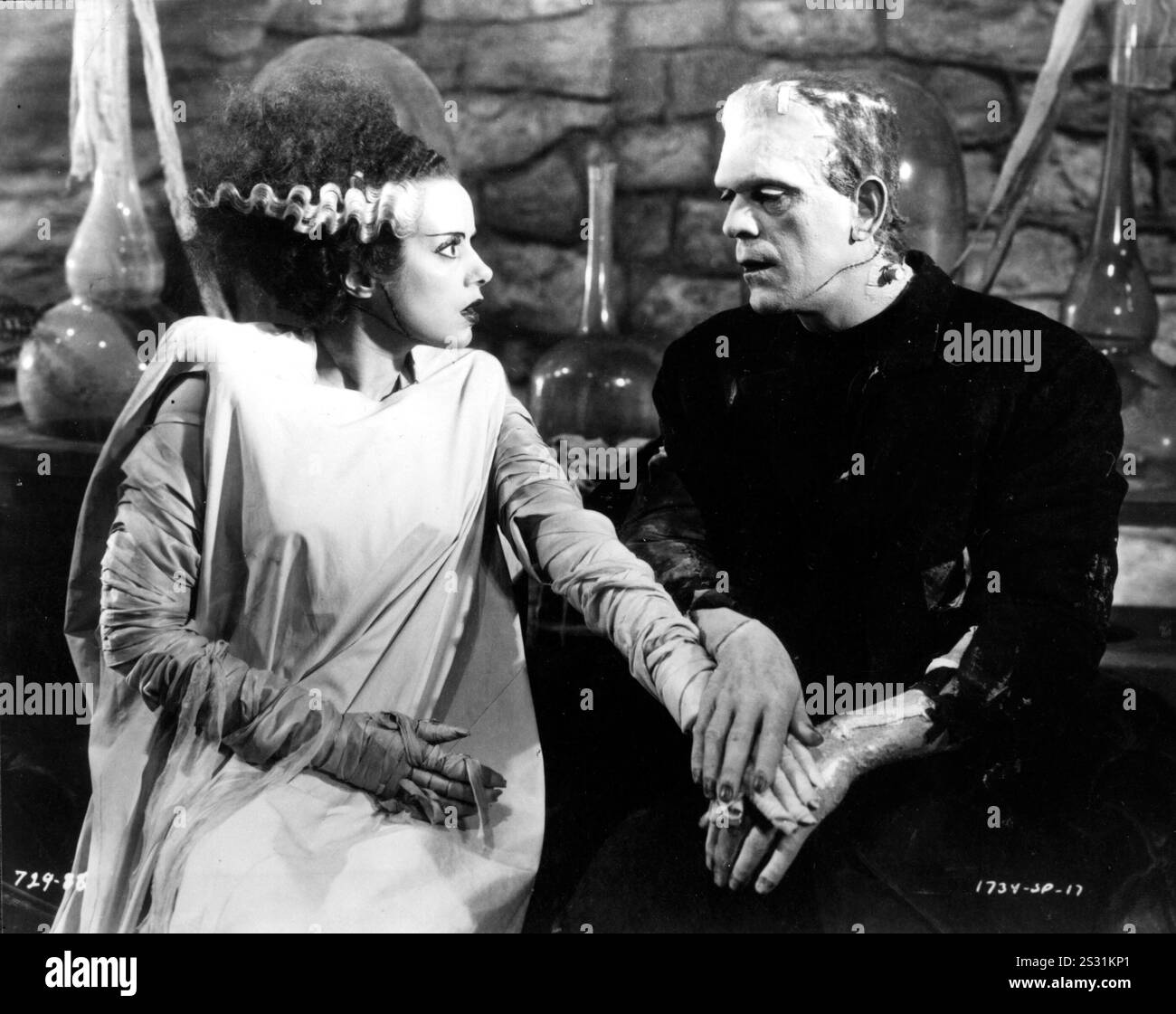 THE BRIDE OF FRANKENSTEIN ELSA LANCHESTER, BORIS KARLOFF Date: 1935 ...