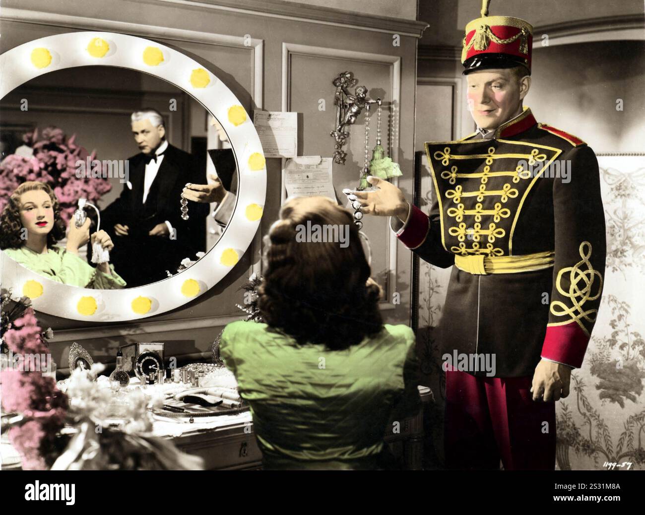 THE CHOCOLATE SOLDIER RISE STEVENS, NIGEL BRUCE, NELSON EDDY Date: 1942 ...