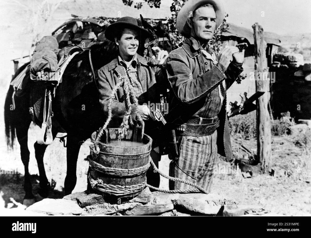 THE DESPERADOES GLENN FORD, RANDOLPH SCOTT Date: 1943 Stock Photo - Alamy