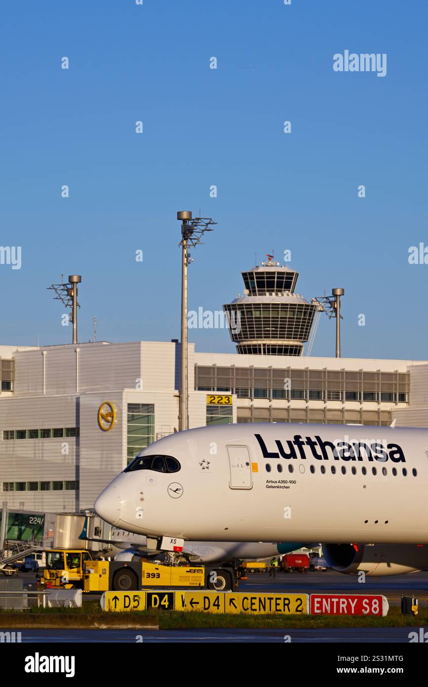 Lufthansa, A350-900, Push, push back track, tow, towing, Aircraft ...
