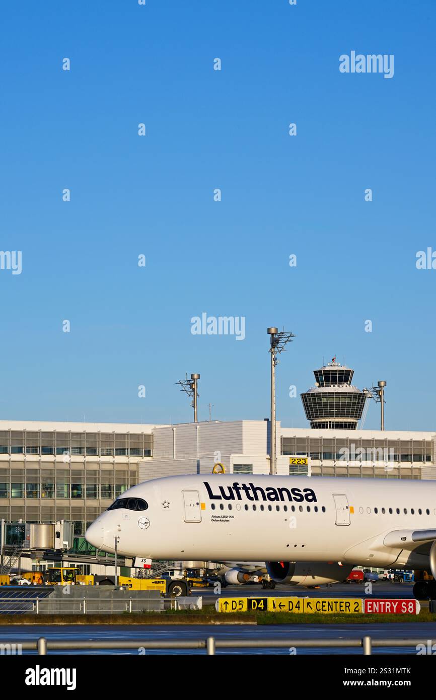 Lufthansa, A350-900, Push, push back track, tow, towing, Aircraft ...
