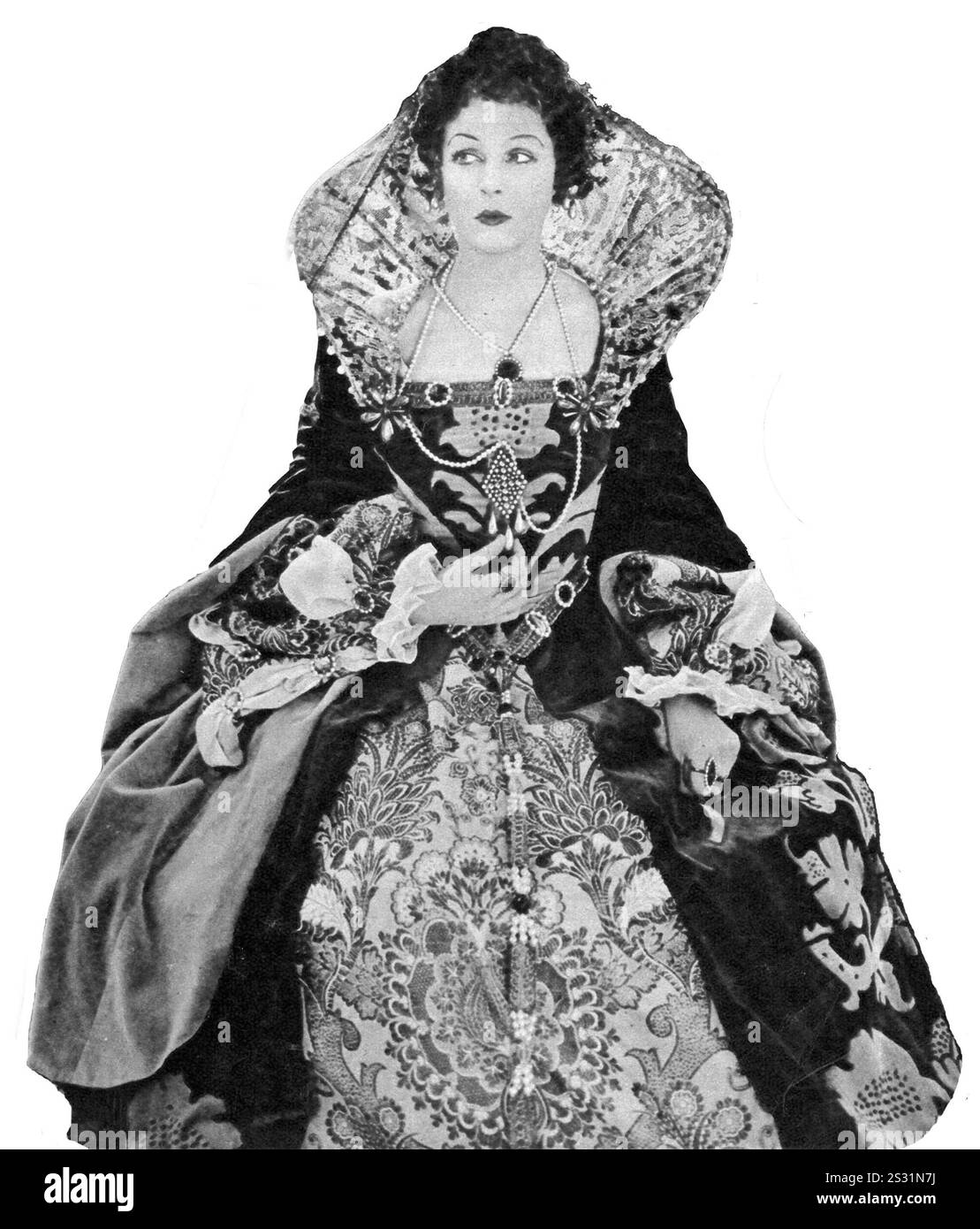 THE VIRGIN QUEEN LADY DIANA MANNERS AS QUEEN ELIZABETH I Date: 1923 ...