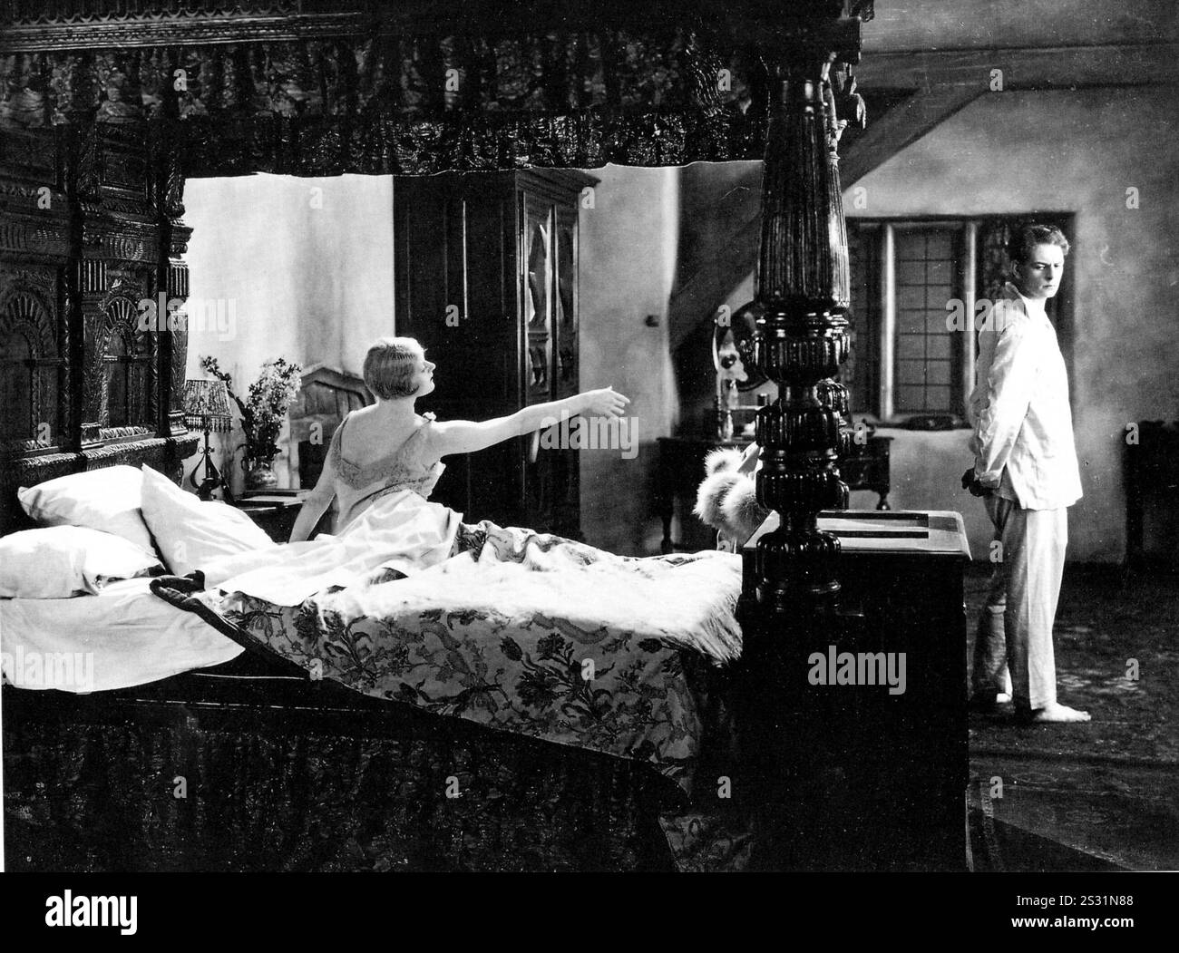 Easy virtue 1927 hi-res stock photography and images - Alamy