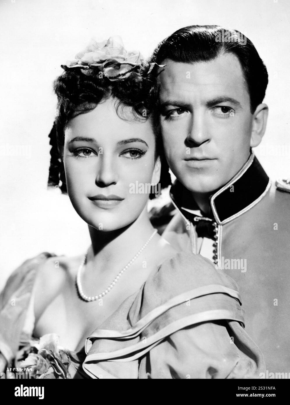 THE FOUR FEATHERS JUNE DUPREZ, JOHN CLEMENTS Date: 1939 Stock Photo - Alamy