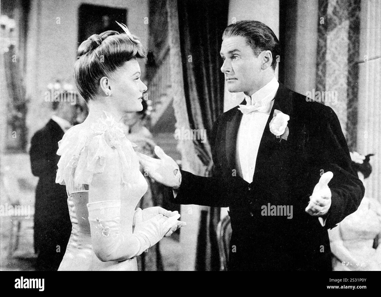 GENTLEMAN JIM ALEXIS SMITH, ERROL FLYNN Date: 1942 Stock Photo - Alamy