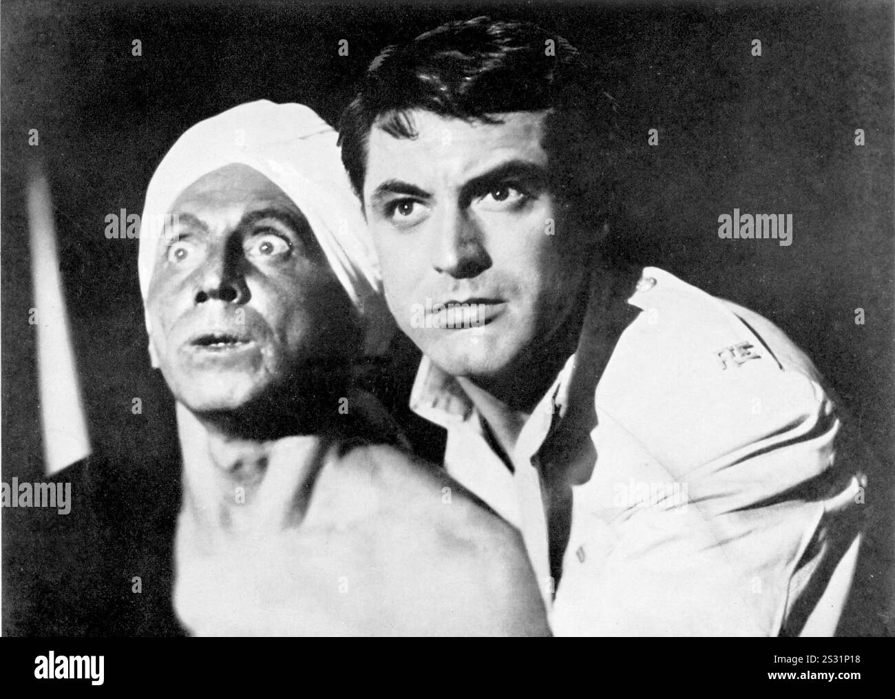 GUNGA DIN CARY GRANT, SAM JAFFE GUNGA DIN Date: 1939 Stock Photo - Alamy