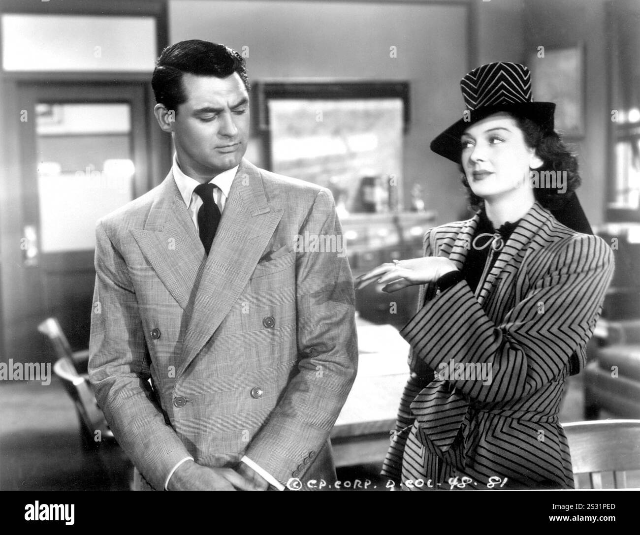 HIS GIRL FRIDAY CARY GRANT, ROSALIND RUSSEL HIS GIRL FRIDAY Date: 1940 ...