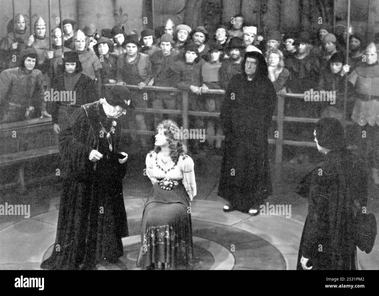 THE HUNCHBACK OF NOTRE DAME [US 1939] RKO RADIO PICTURES CEDRIC ...