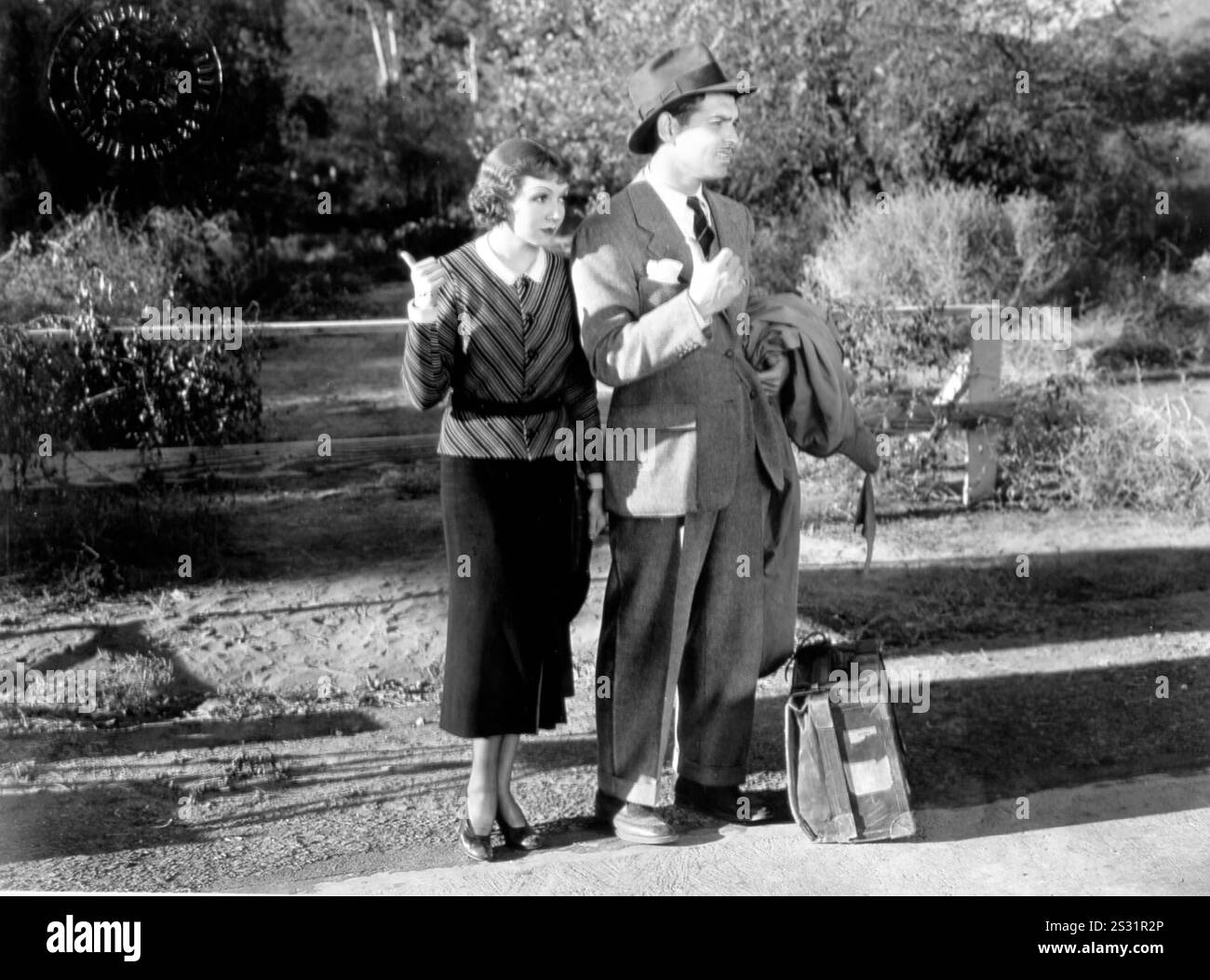 IT HAPPENED ONE NIGHT CLAUDETTE COLBERT, CLARK GABLE Date: 1934 Stock ...